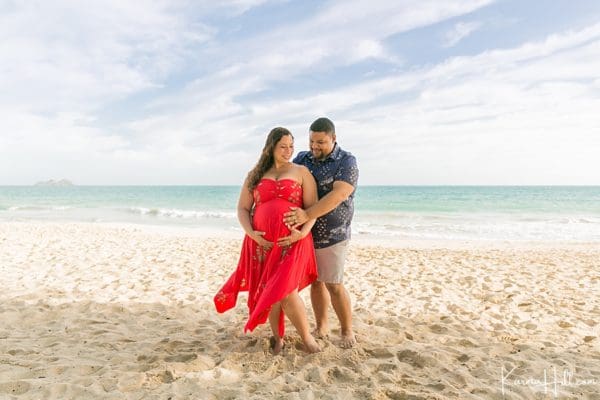Along for the Ride - Emma & Jesse's Oahu Maternity Portraits