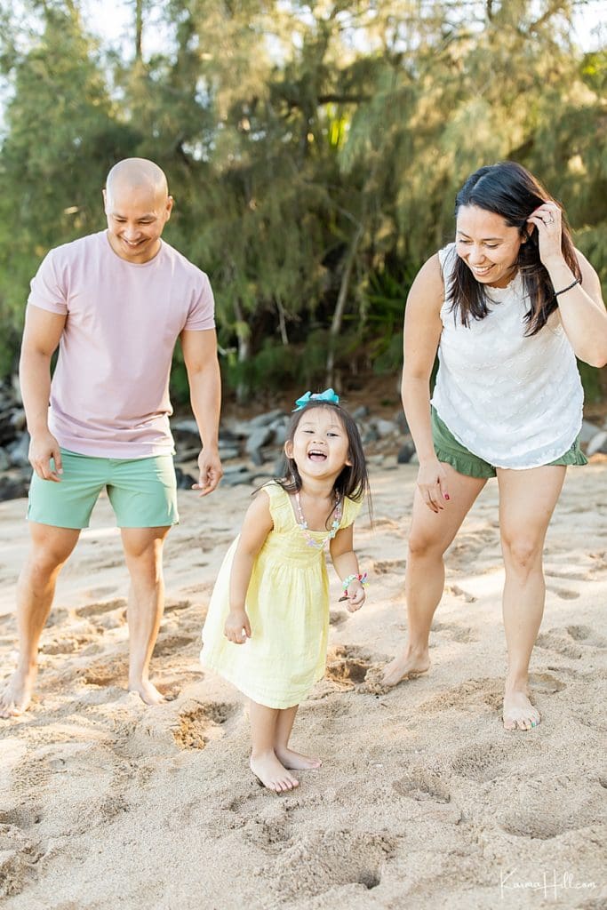 A Golden Trio - The Le Family’s Maui Beach Portraits