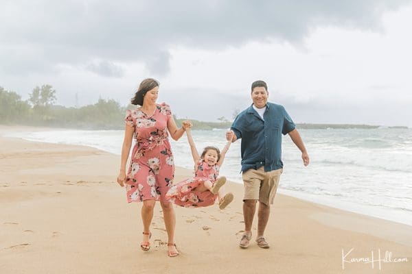 Warm & Lighthearted Moments - Chagolla's Family Portraits in Maui