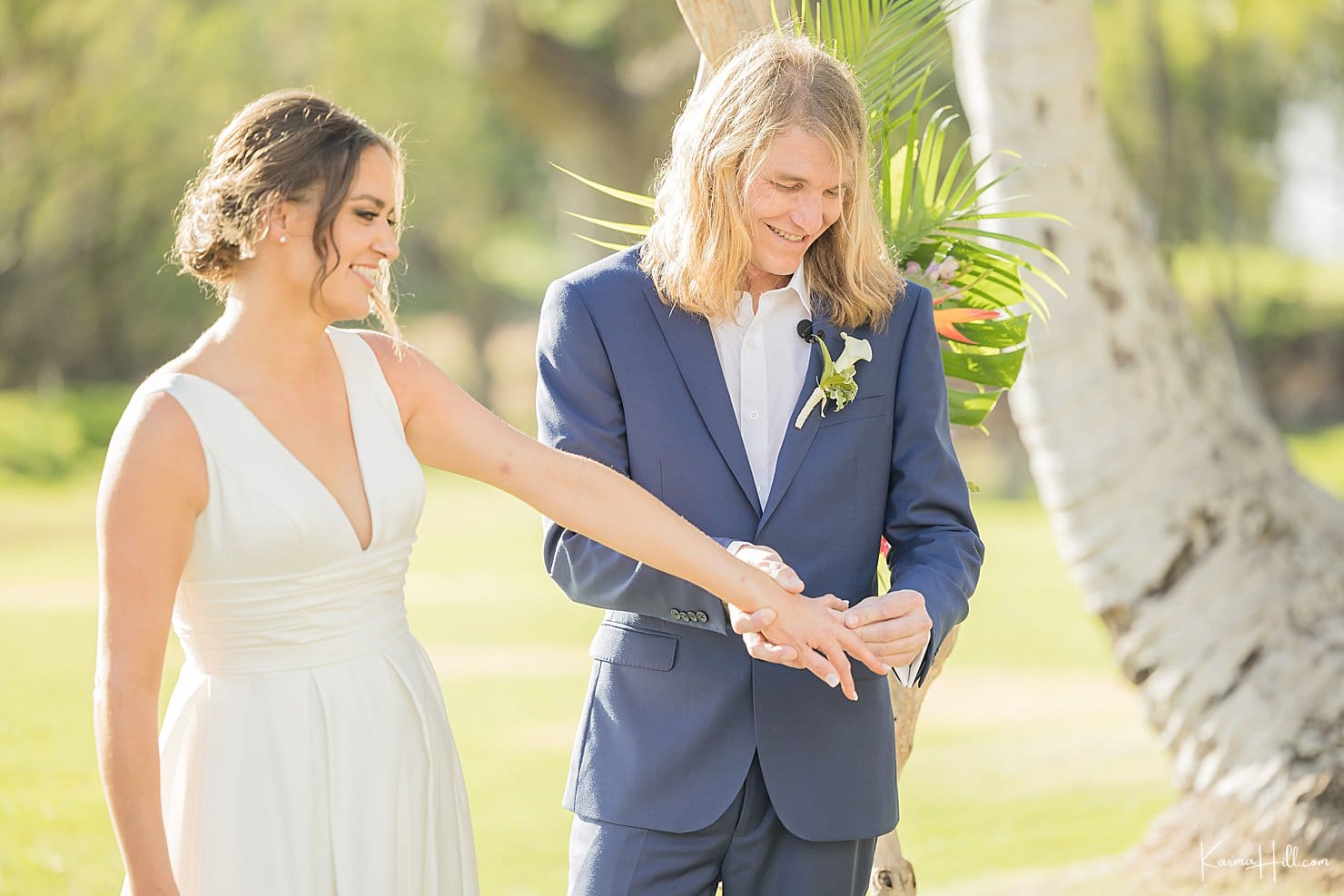 Simply Yours - Amanda & Brandon's Wedding Photography in Maui