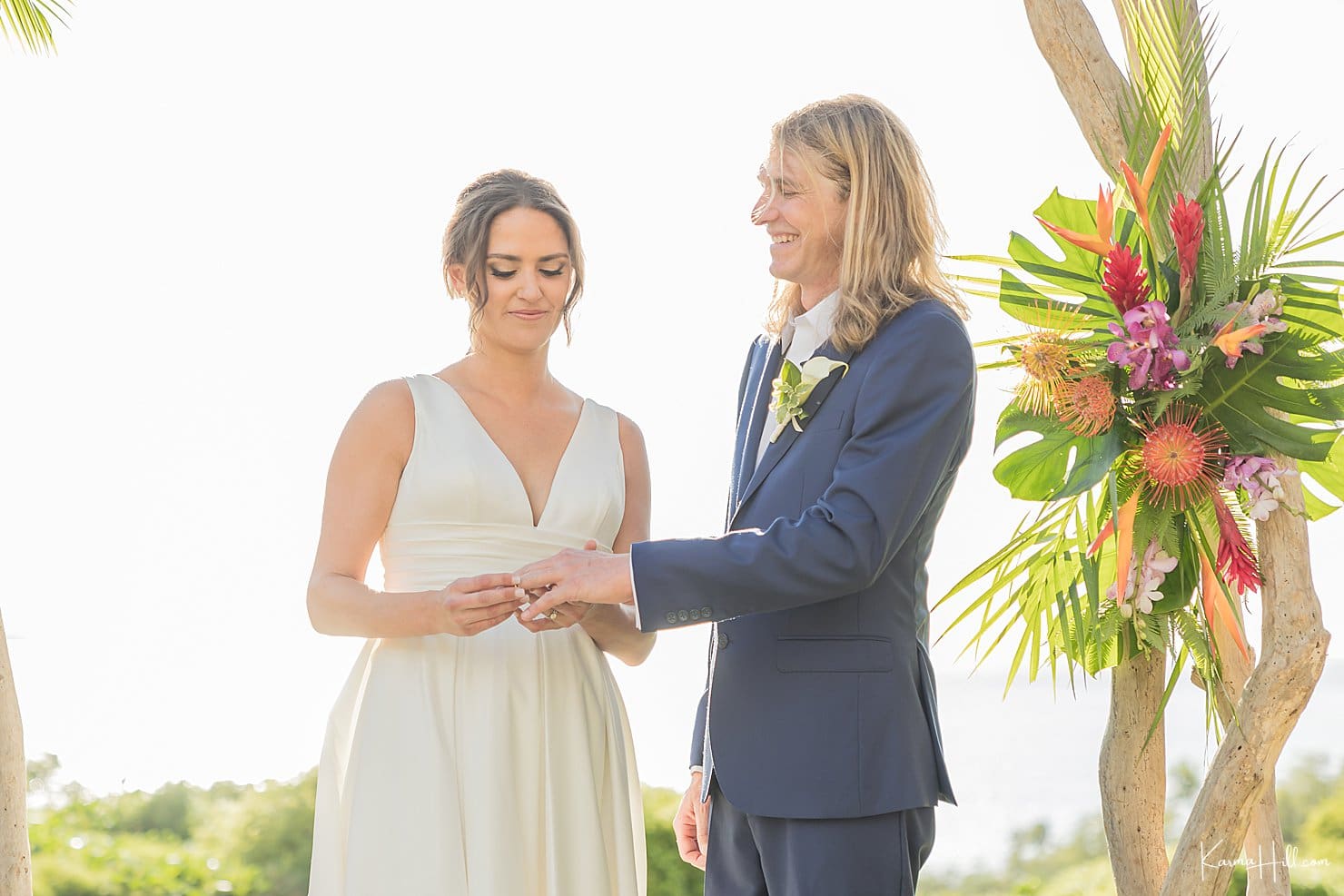 Simply Yours - Amanda & Brandon's Wedding Photography in Maui