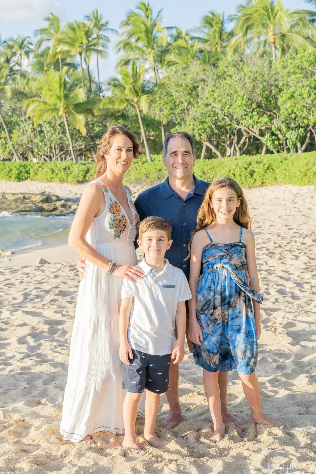 Sweet Tropical Moments - Katakis Family's Oahu Beach Portraits