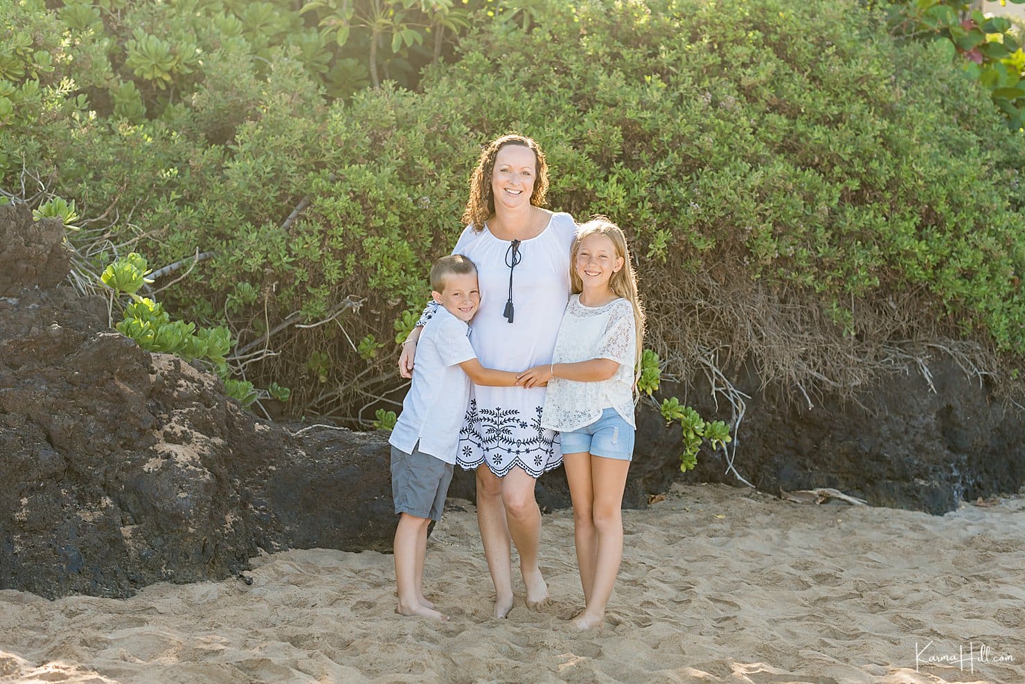 Sunny Beach Moments - Easley Family's Maui Beach Portraits