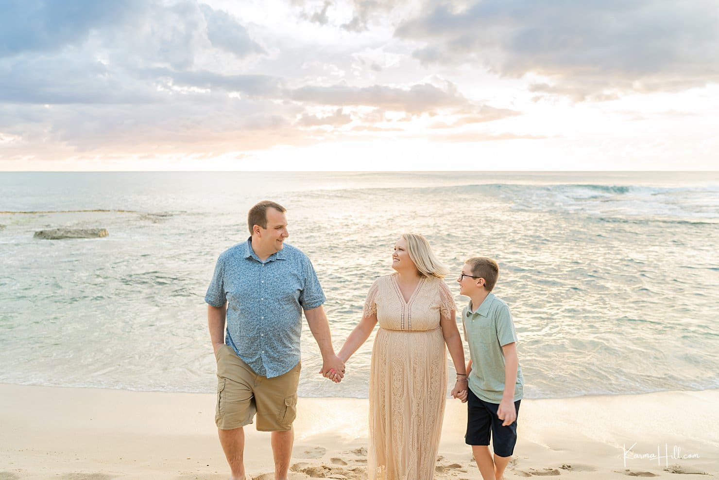 A Cheerful Trio - Schultz's Oahu Family Portraits