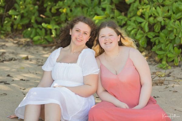 A Charming Bunch - Bartholomew's Family Portraits in Maui