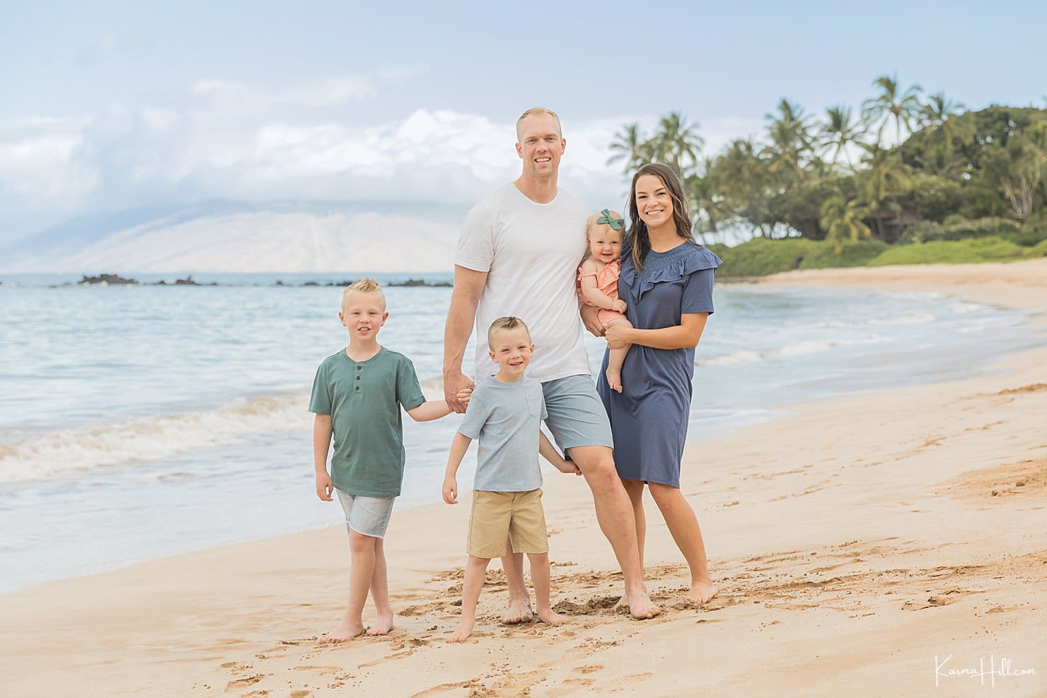 Adventurous & Cheerful - Binks Family's Maui Beach Portraits