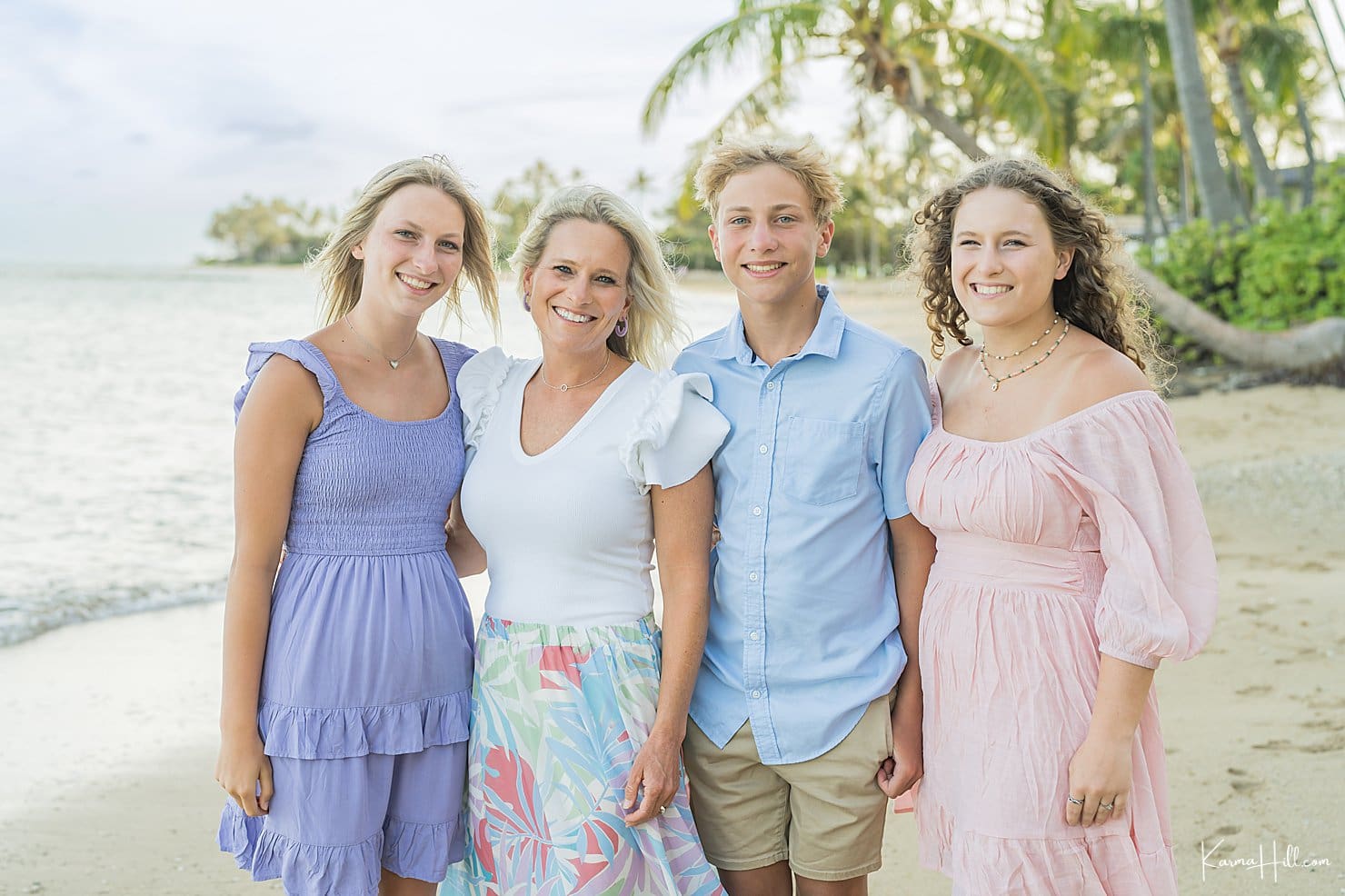 Our Everlasting Memories - Williams' Oahu Family Portraits