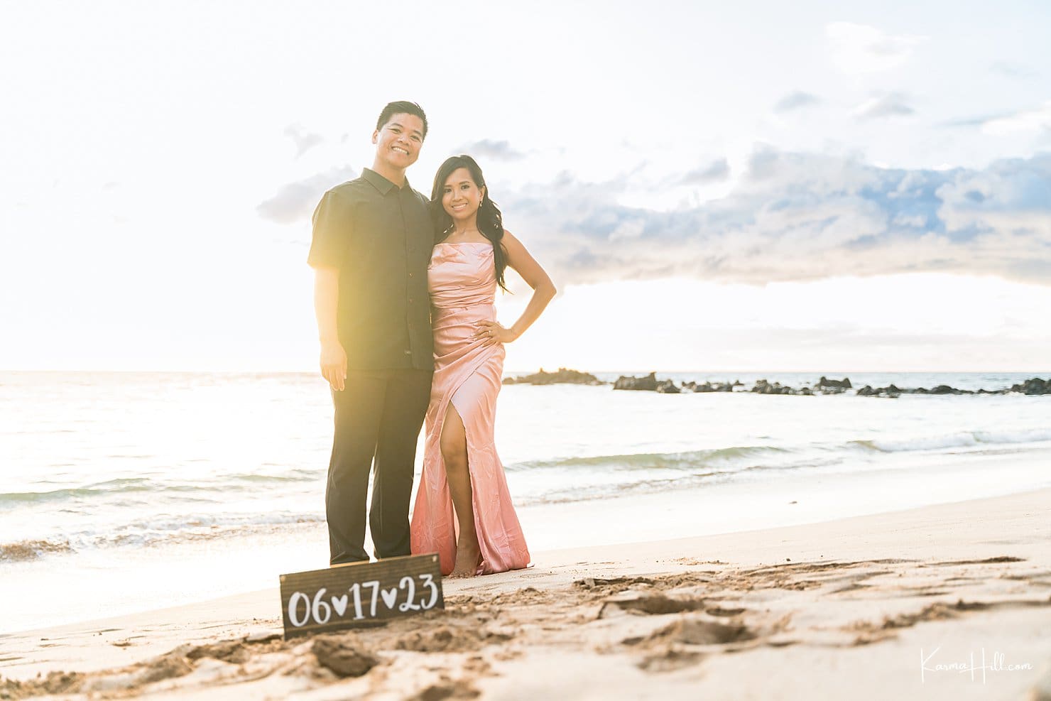 Setting a Date - The Domingo / Ballesteros's Maui Portrait Photographer