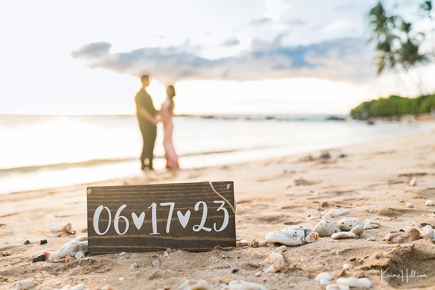 Setting a Date - The Domingo / Ballesteros's Maui Portrait Photographer