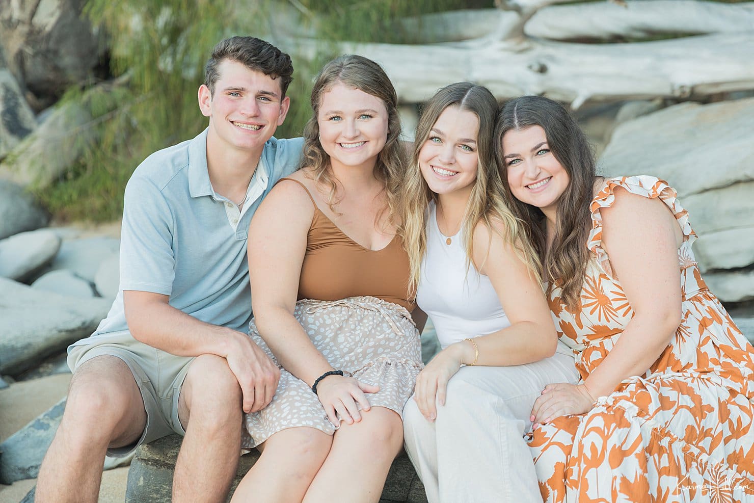 Closer Than Ever - The Lewman Family's Maui Beach Photography