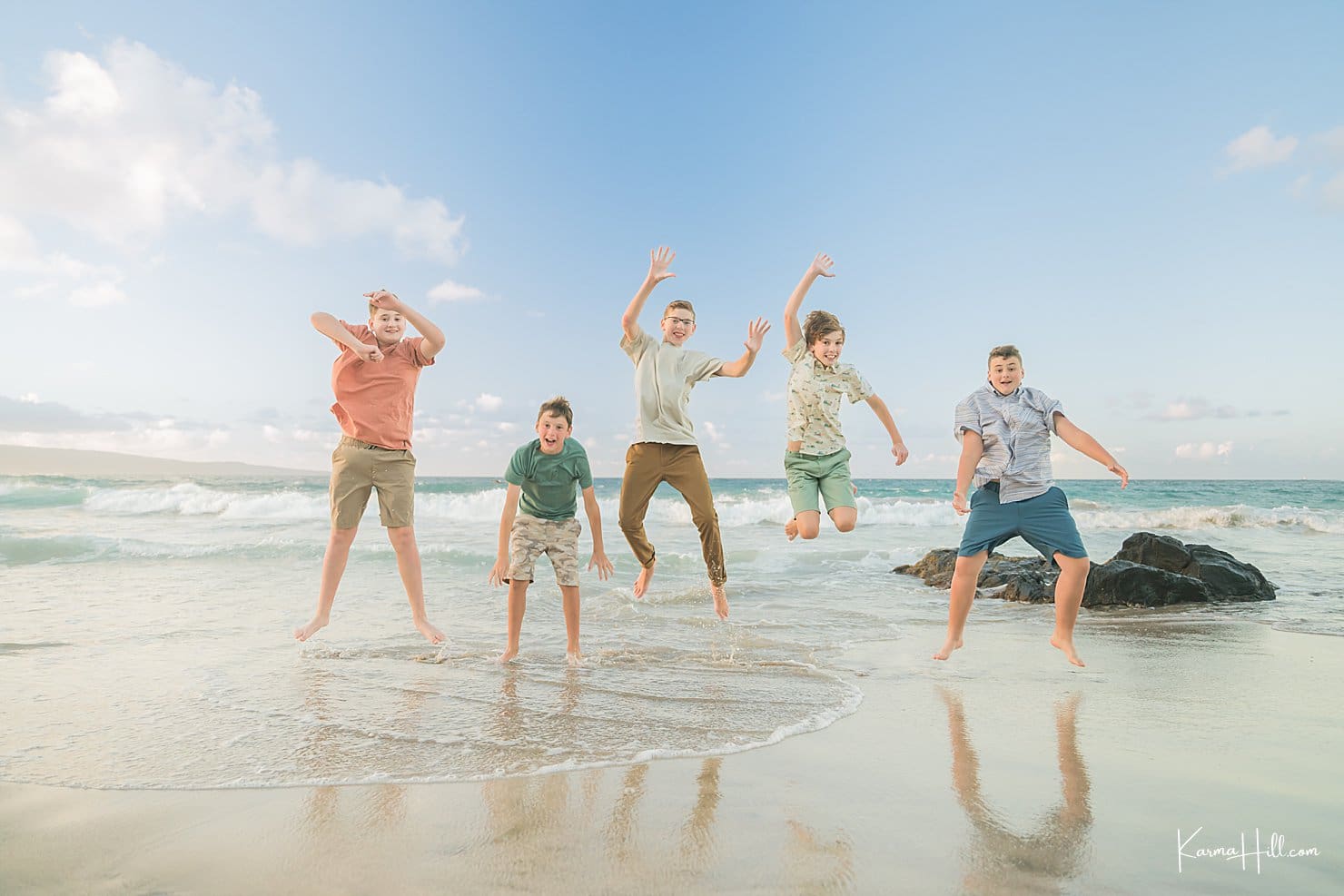 A Grandmother's Joy - The Shead Family's Maui Beach Portraits