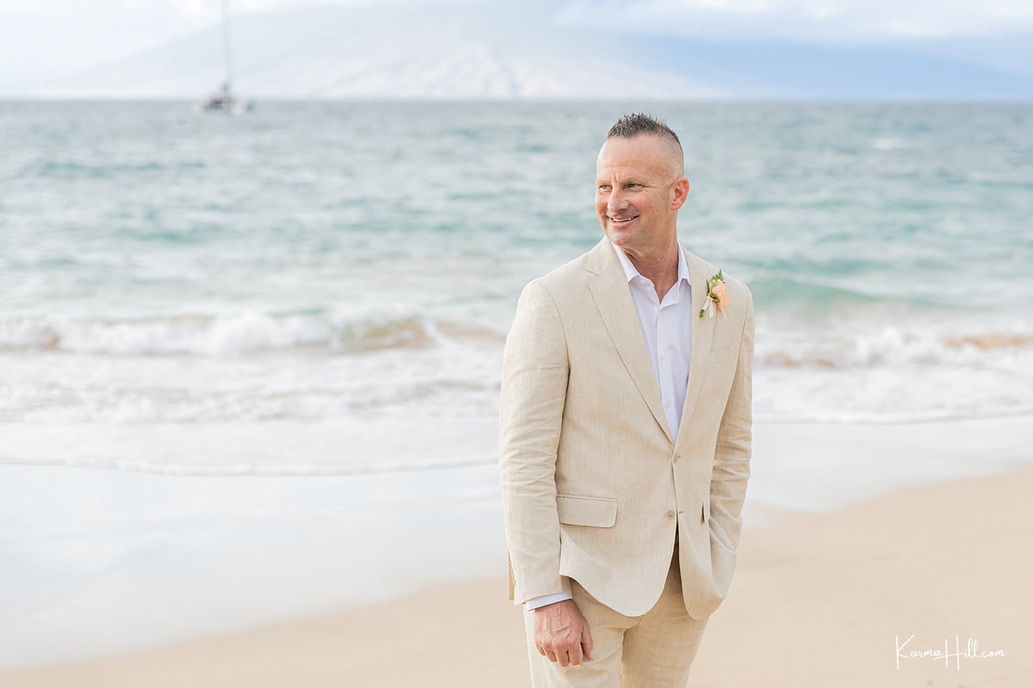Serendipity in Hawaii - Angela & Travis' Maui Beach Wedding