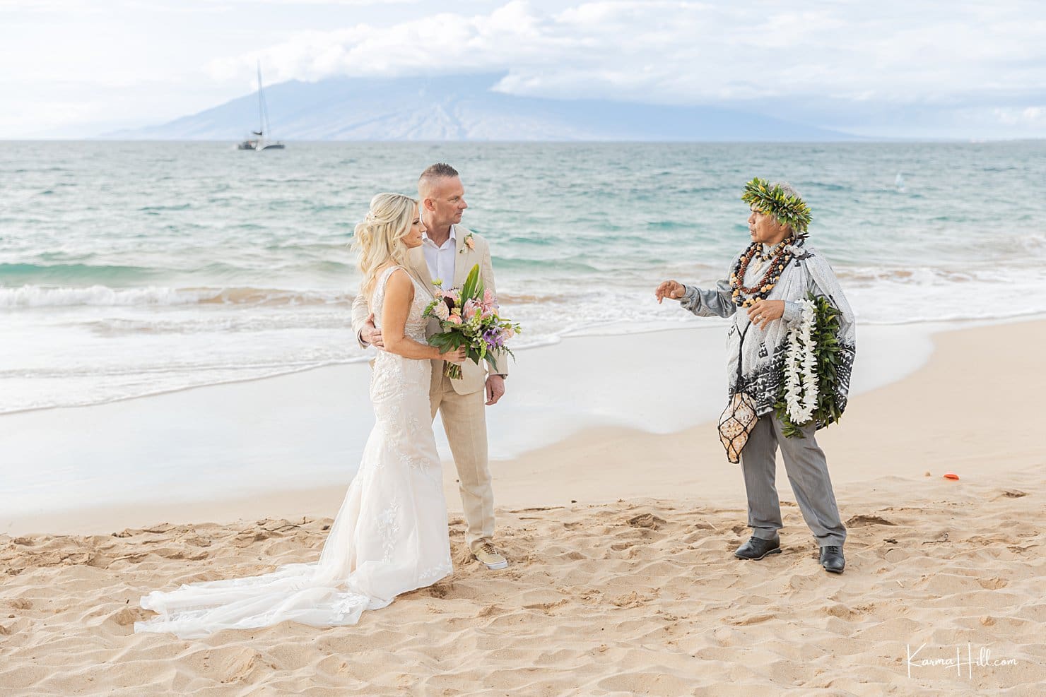 Serendipity in Hawaii - Angela & Travis' Maui Beach Wedding