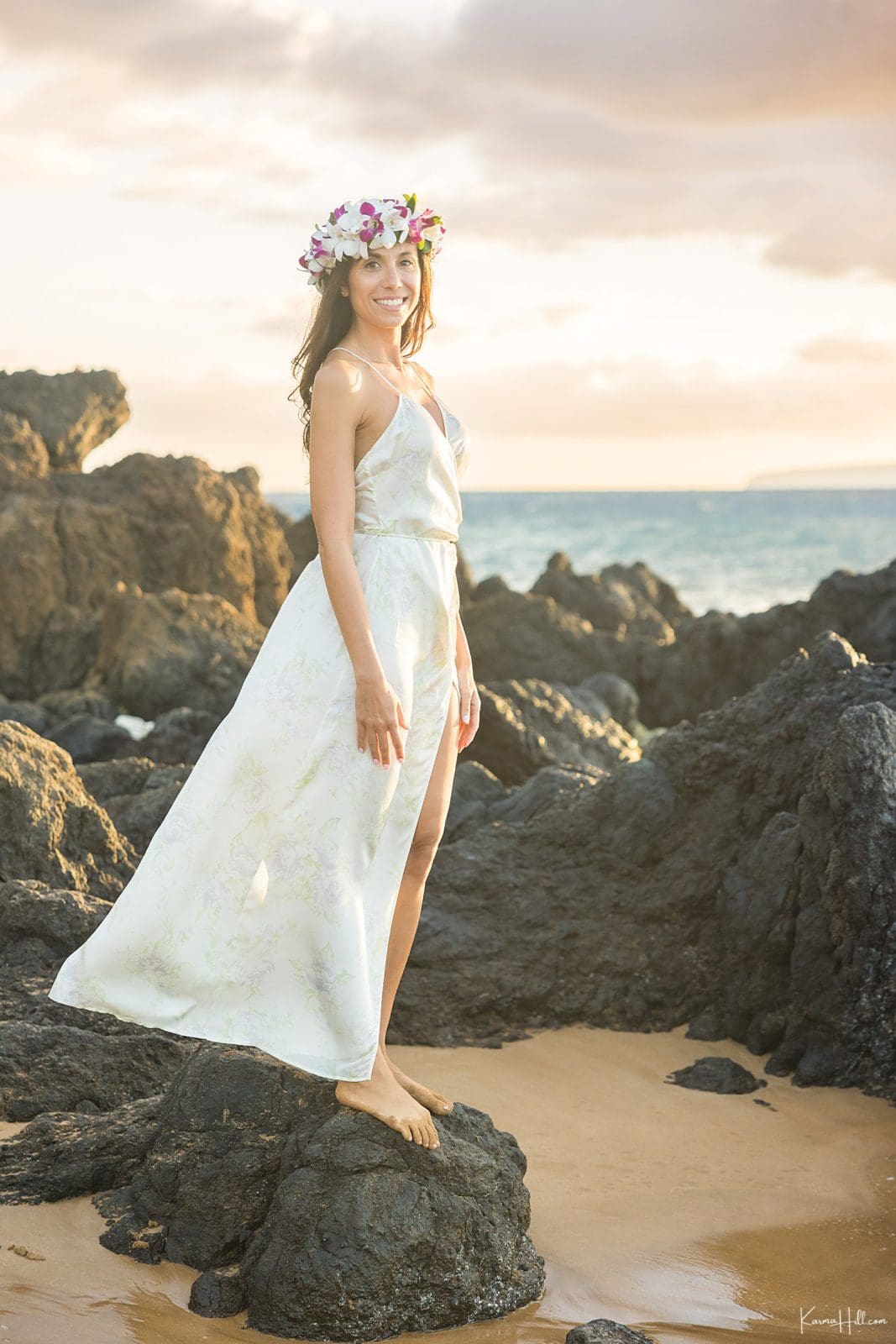 Honeymoon Happiness - Kristen & Christopher's Maui Couples Portrait