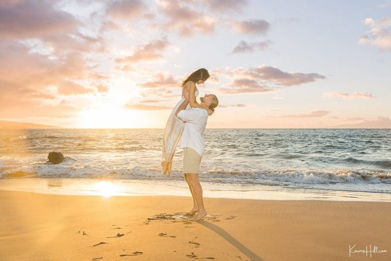 Honeymoon Happiness - Kristen & Christopher's Maui Couples Portrait