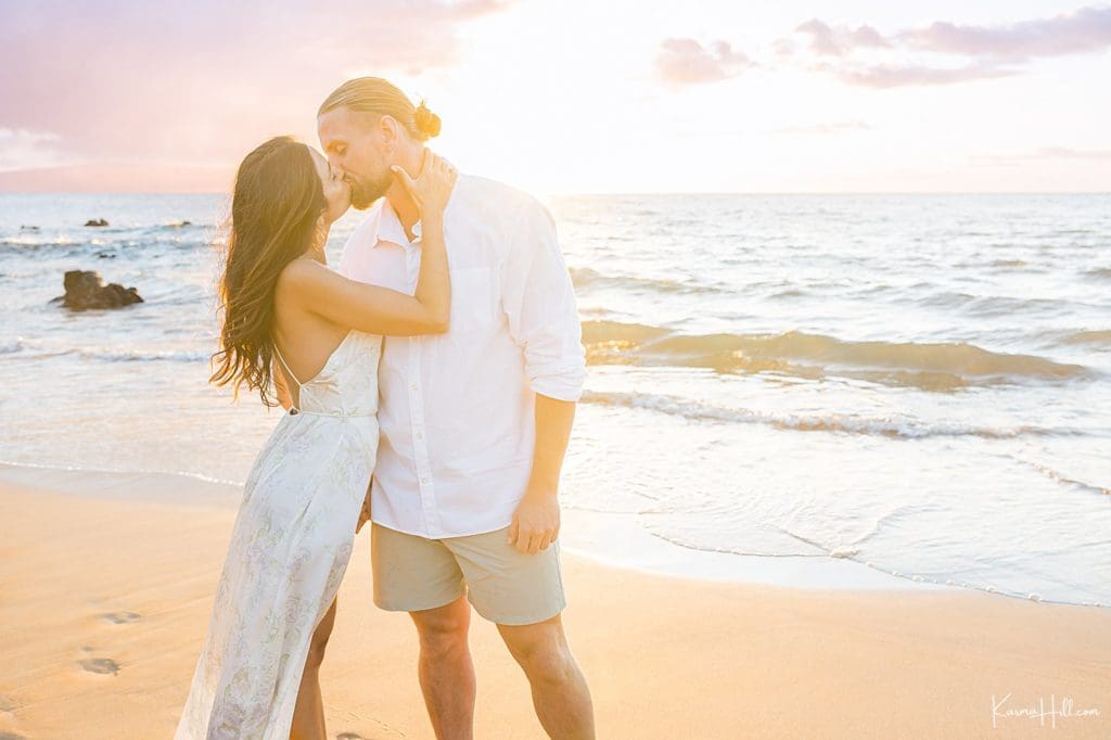 Honeymoon Happiness - Kristen & Christopher's Maui Couples Portrait