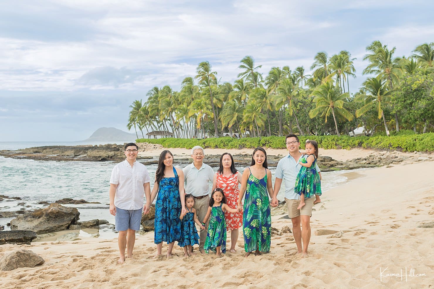 One On The Way - The Nguyen's Oahu Family Portrait