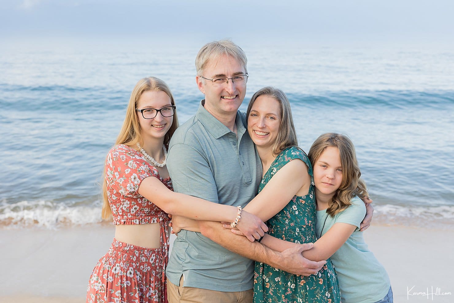 Family Downtime - The Dowson's Maui Family Portrait