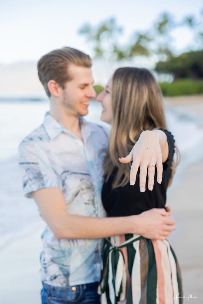 Next Door Romance - Ross & Keira's Maui Portrait Proposal