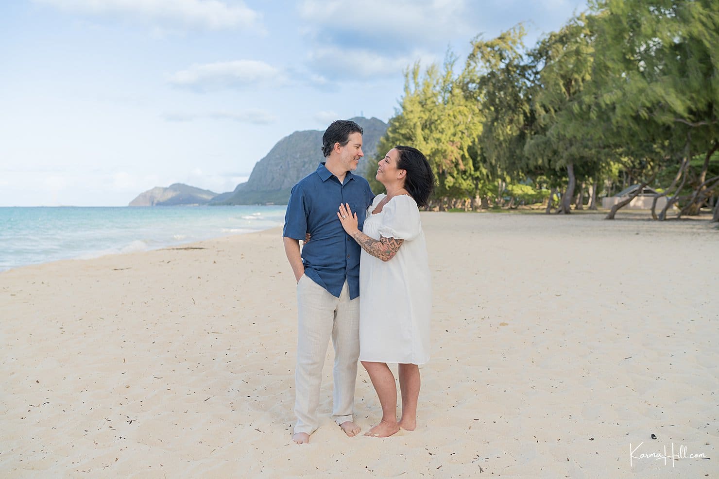 One Happy Blended Family - The Solomon's Oahu Family Portrait
