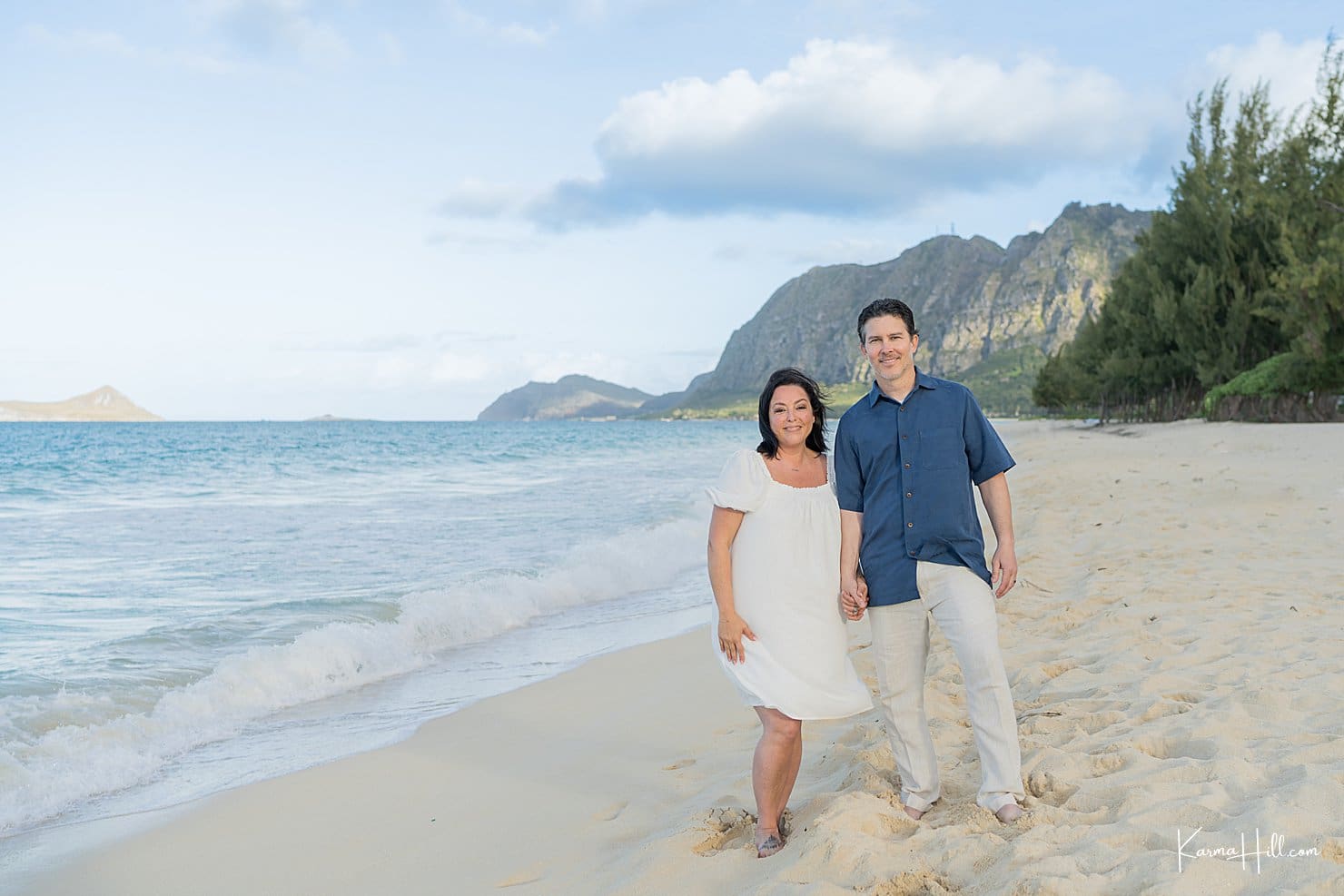 One Happy Blended Family - The Solomon's Oahu Family Portrait