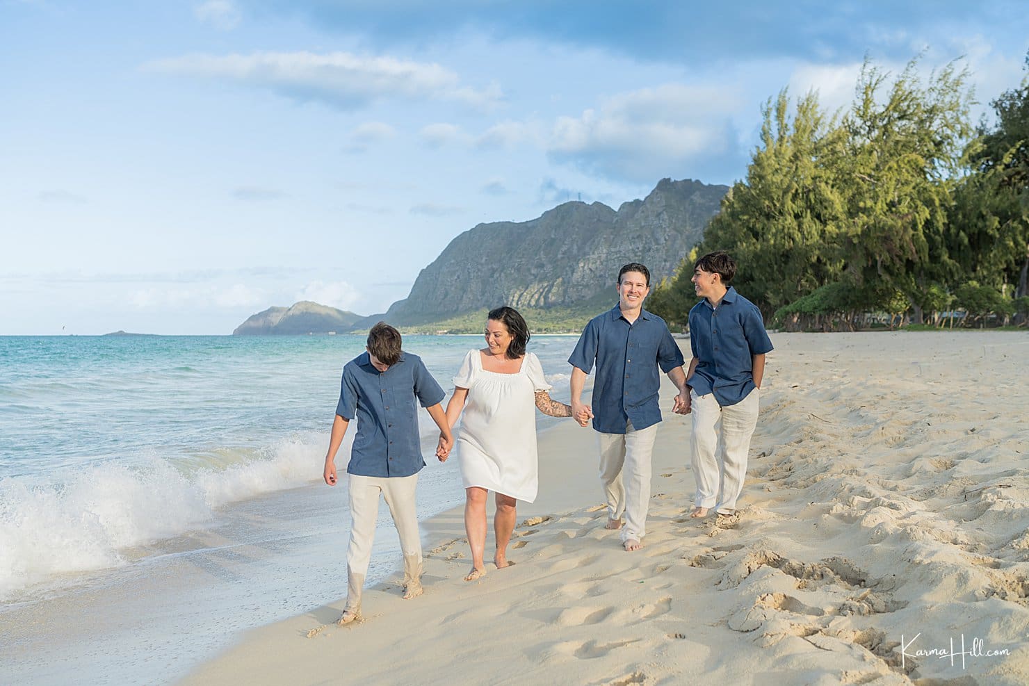One Happy Blended Family - The Solomon's Oahu Family Portrait