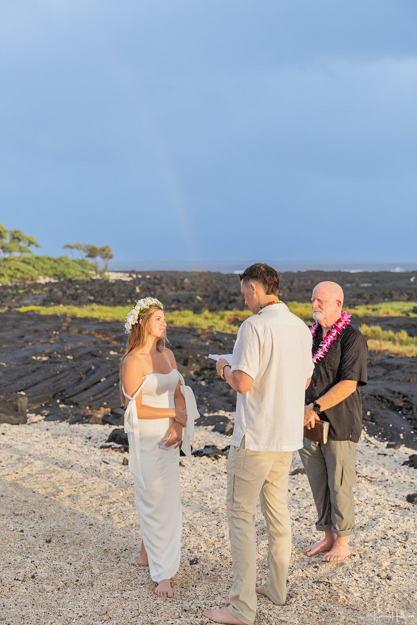 Love Reigns - Hayley & Matthew's Big Island Wedding Photography
