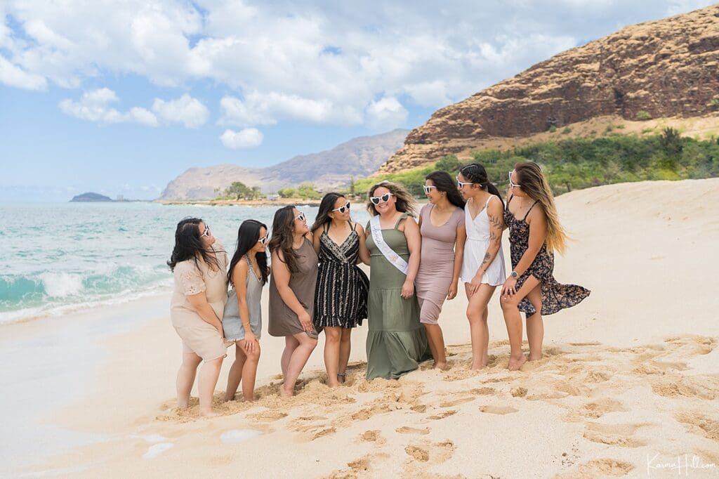 Girls' Day Out - Alyzza's Oahu Bachelorette Portrait Session