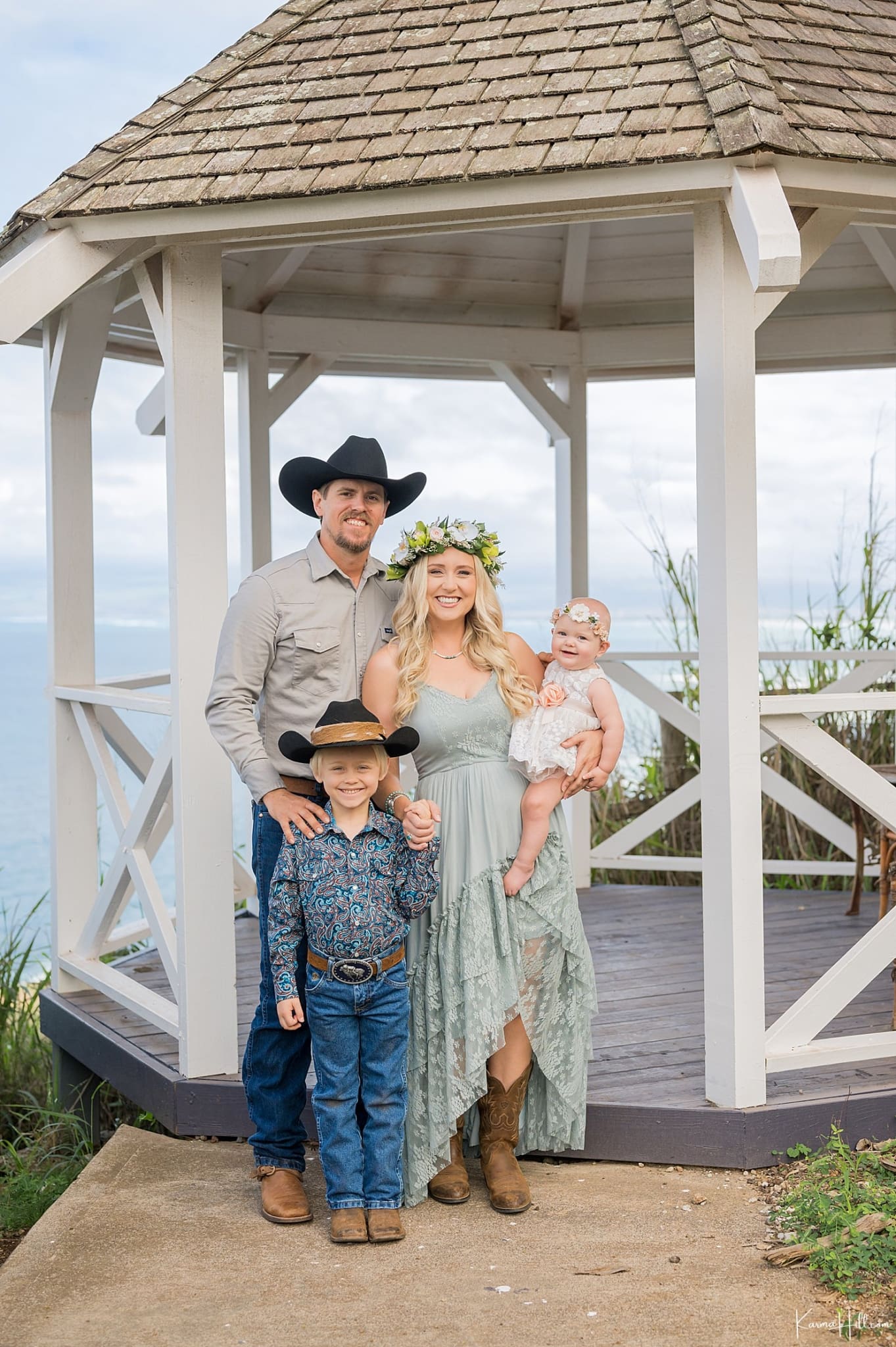 Home On The Ranch - The Cavitt's Maui Family Portrait