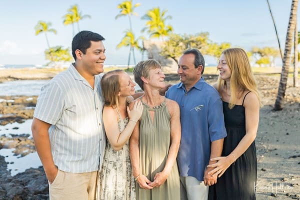 Happy Celebrations - The Ciambrone's Big Island Family Portrait