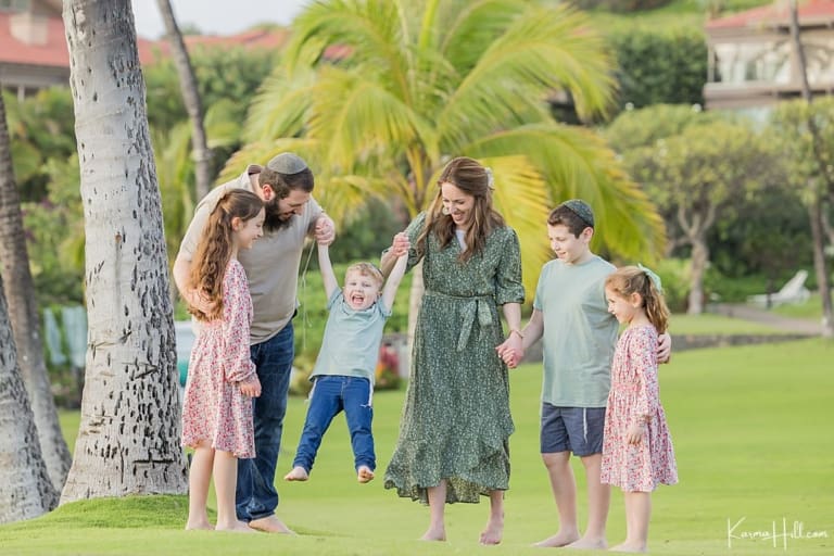Sandy Keepsakes - The Eleff's Maui Family Portrait