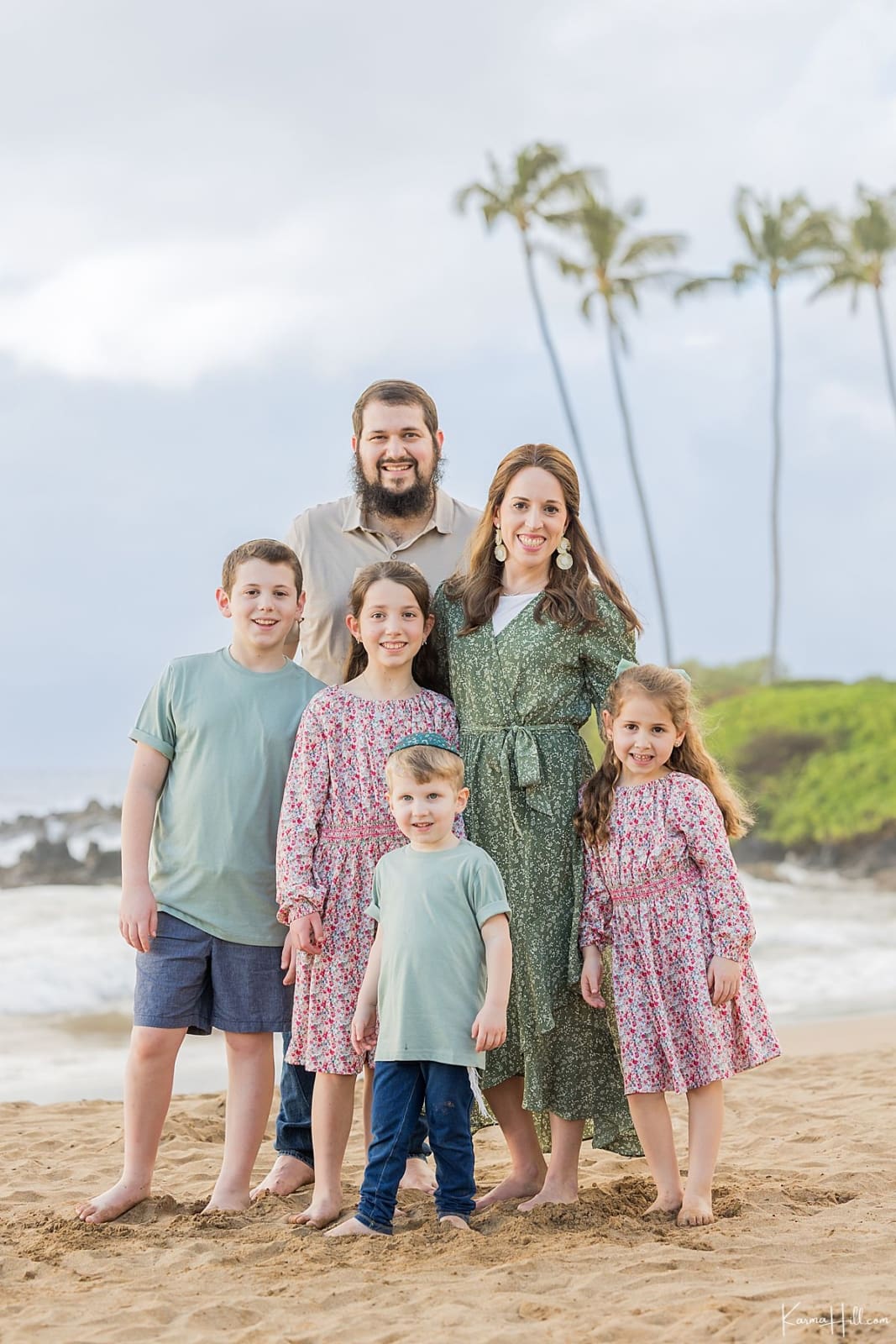 Sandy Keepsakes - The Eleff's Maui Family Portrait