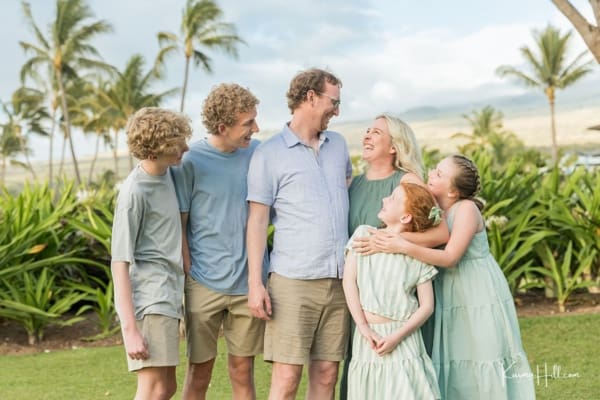 A Hawaiian Portrait Refresh - The Kinney's Maui Family Portrait
