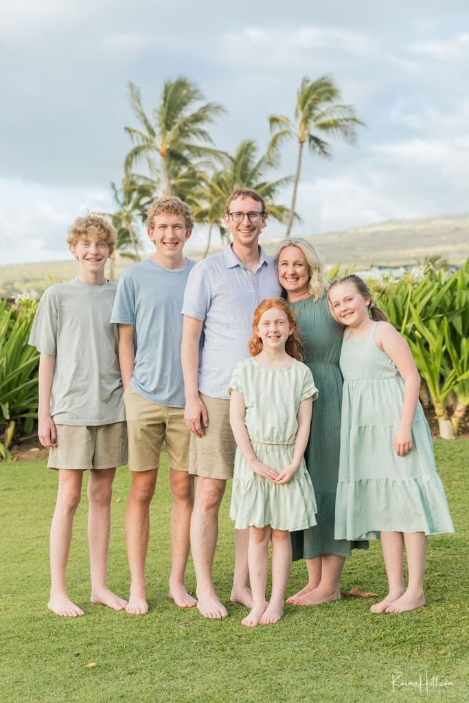 A Hawaiian Portrait Refresh - The Kinney's Maui Family Portrait