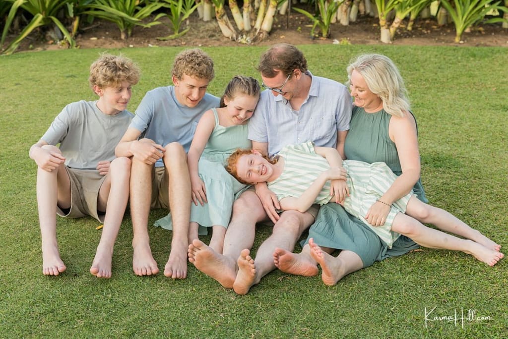 A Hawaiian Portrait Refresh - The Kinney's Maui Family Portrait
