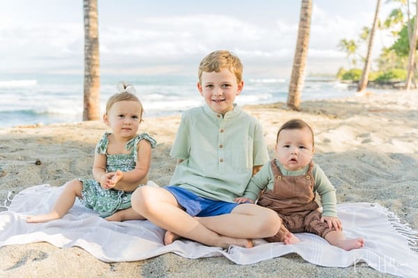 Blended Love - The Traut's Big Island Family Portrait
