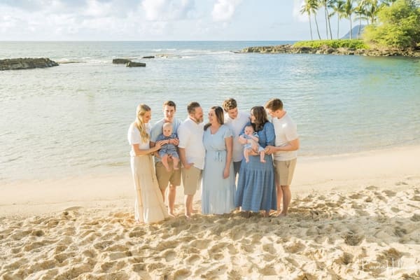 Irreplaceable Moments - The Harrison's Oahu Family Portrait