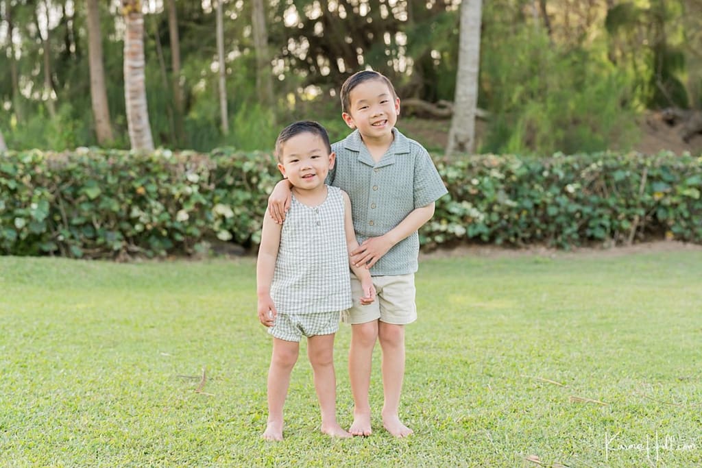 The Liao Family’s Stunning Maui Family Portraits at Sunset