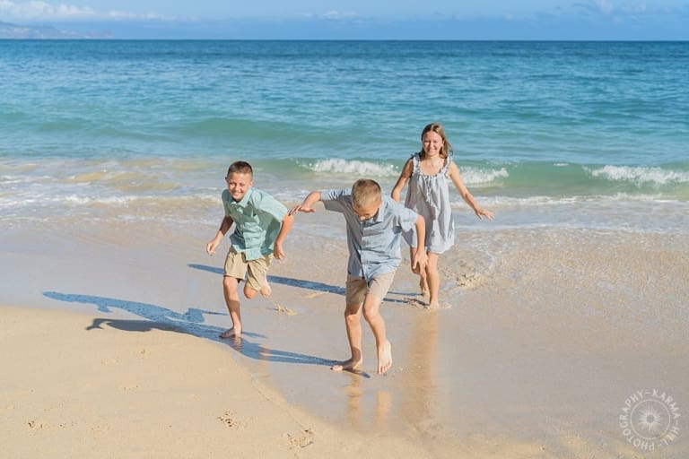 Full Circle Moments - The Mapes' Maui Family Portrait