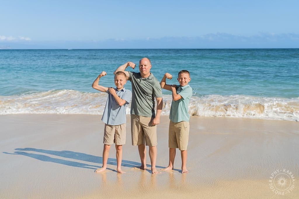 Full Circle Moments - The Mapes' Maui Family Portrait