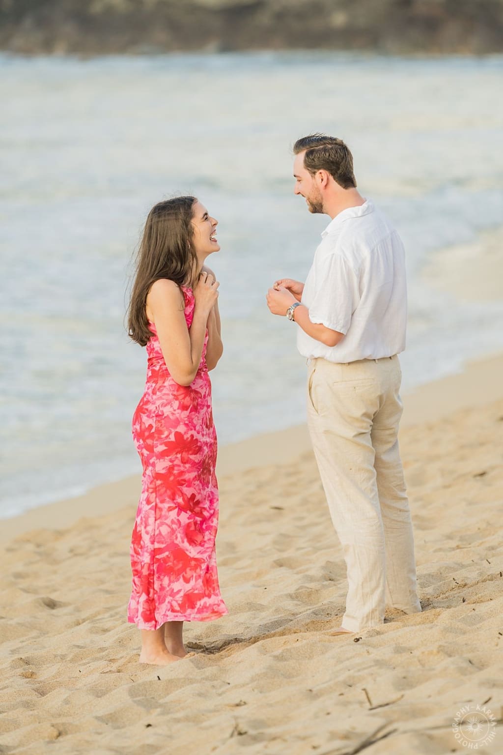 A Sunset Suprise - Sam & Stephanie's Maui Proposal Portrait