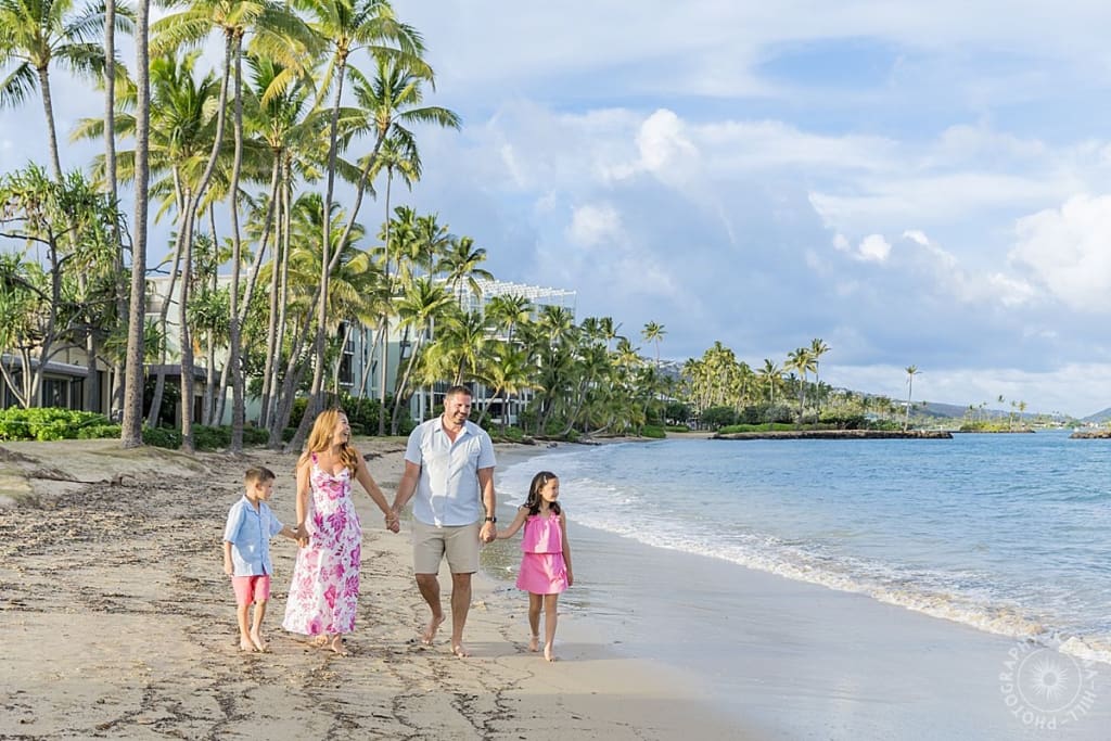Crowning Moments - The Layton's Oahu Family Portrait