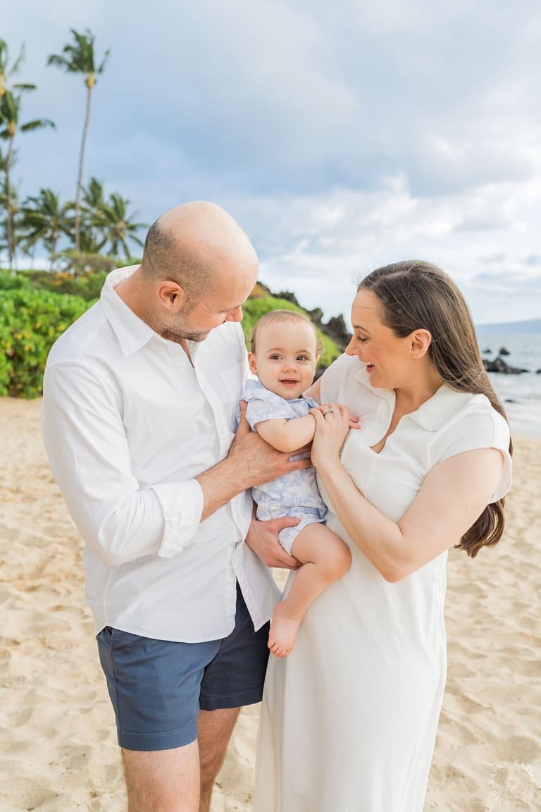 Sweetest Celebrations - The Scotten's Maui Family Portrait
